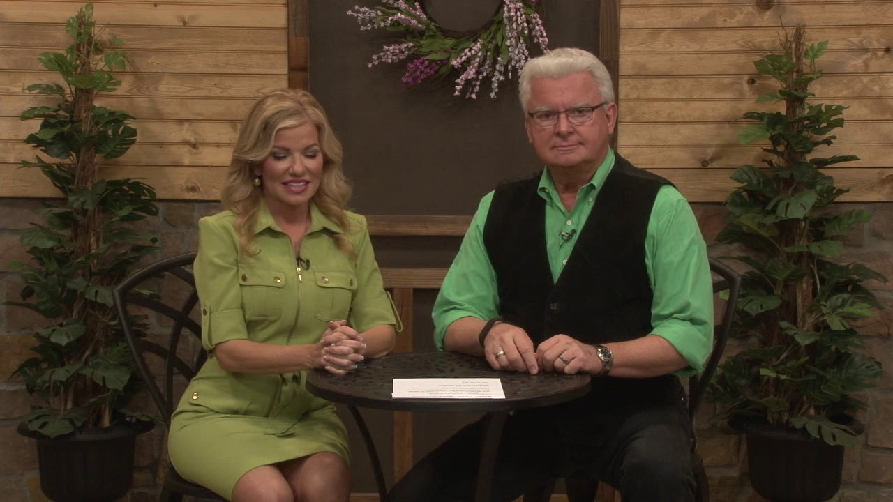 St. Patrick's Day show blooper with host Whitney Carr #4 - YouTube