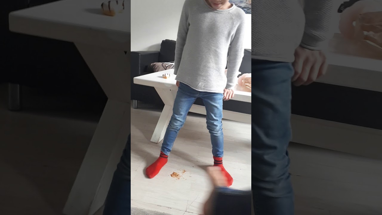 er ligt poep op de grond (4 soorten mensen die poepen. ) - YouTube