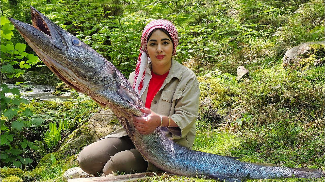 Cooking a Giant Fish Arapaima Gigas Amazon Crocodile in the Wild! Giant ...