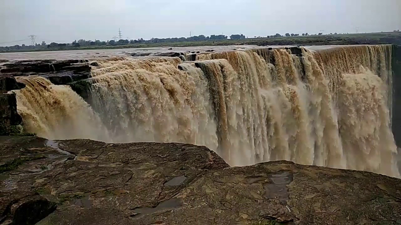 Mauganj (bahuti waterfall) - YouTube