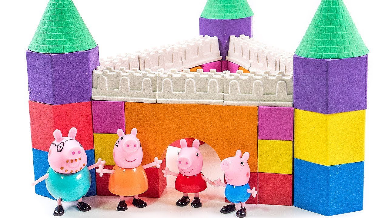 DIY Mad Mattr Kinetic Sand Rainbow Triangle Castle Cake with Peppa Pig ...