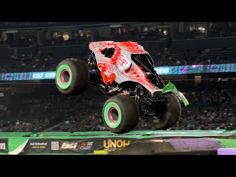 Monster Jam Superstar Challenge 2023 ThunderROARus (Colt Stephens ...