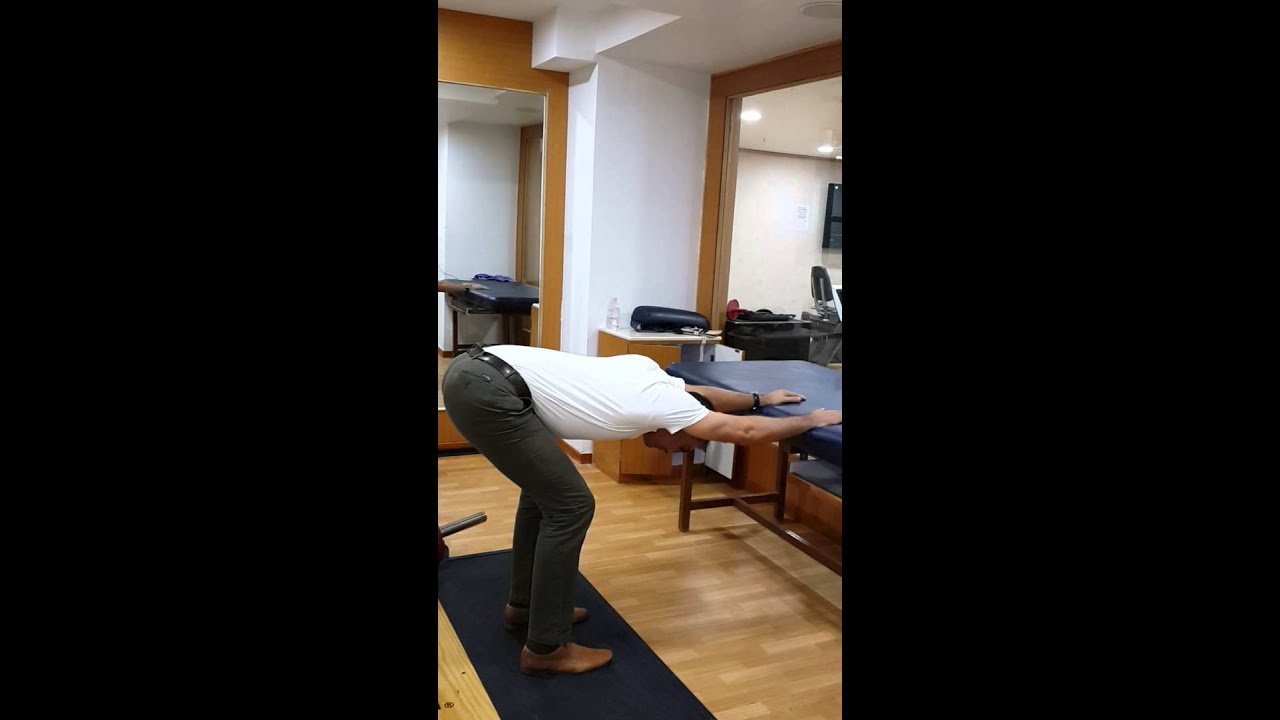 20151118 Lateral Shoulder Stretch - Lats Stretch - YouTube