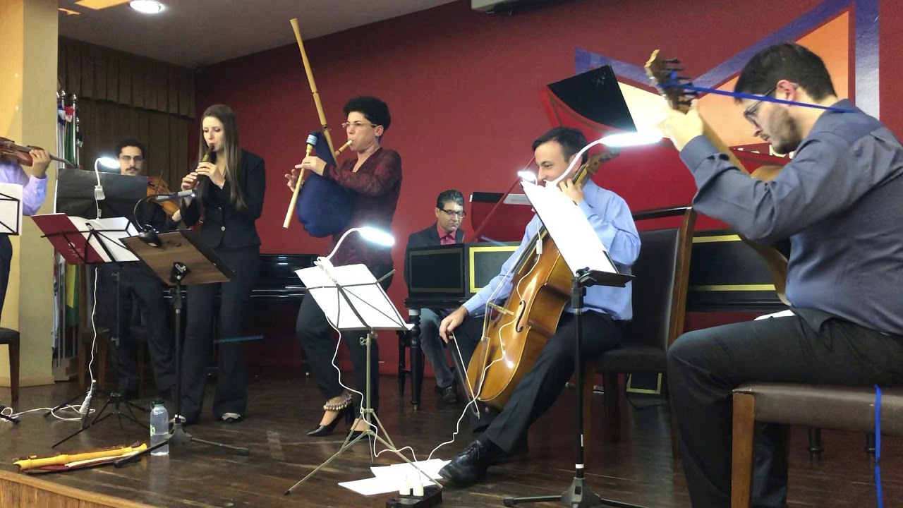 Rotem Gilbert - Dance Suite from Trepsichore (Praetorius) - YouTube