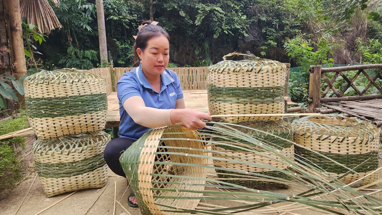 Bamboo basket weaving process, handicrafts - living with nature | Lý ...