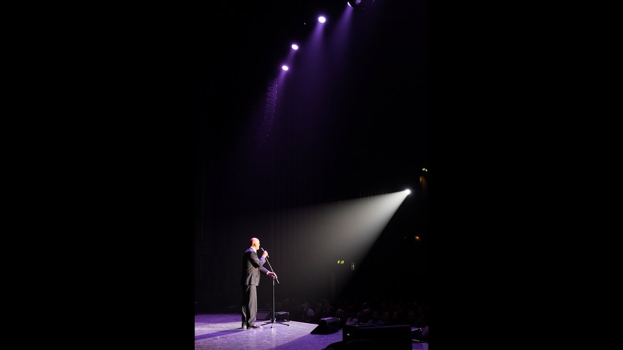 Mike Gunn Live at The Apollo - YouTube