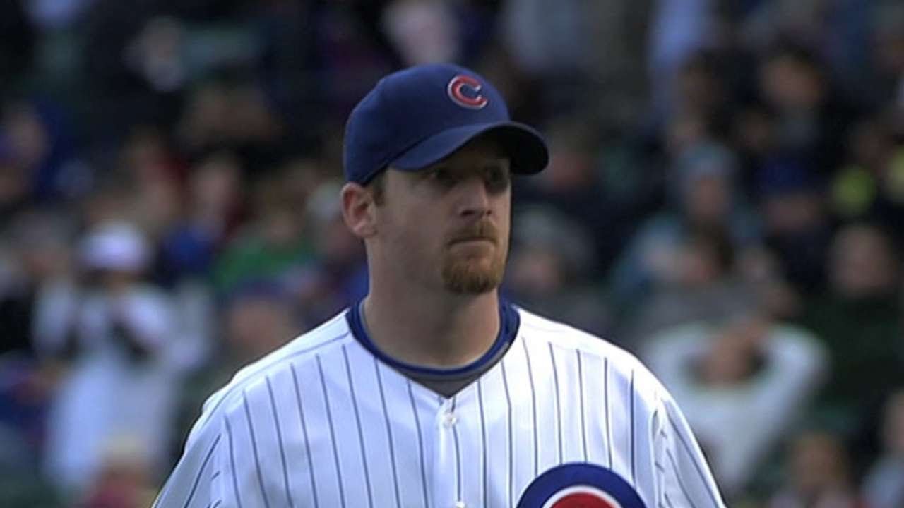 Dempster strikes out four D-backs in the 5th - YouTube