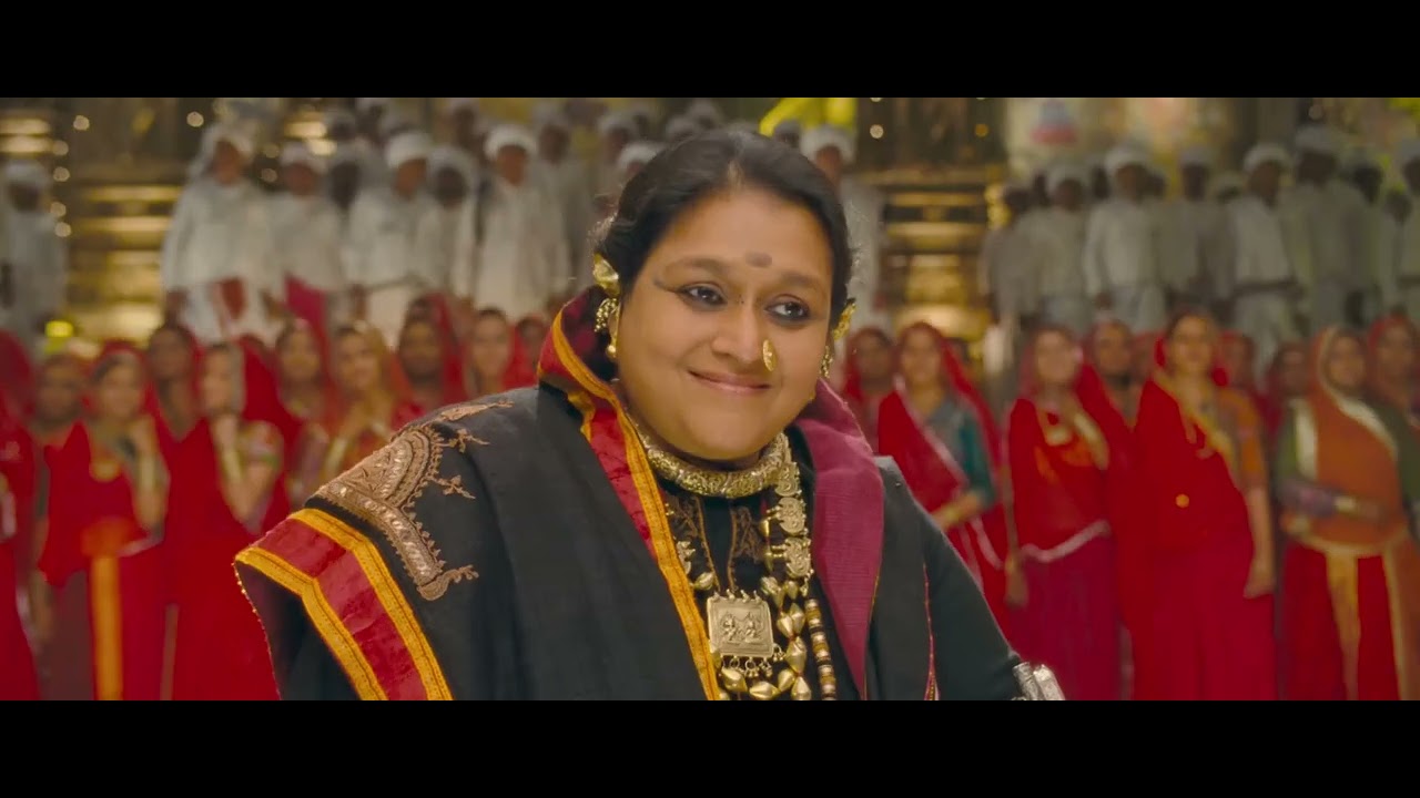 Dhol baje Dum Dum Dhol baje Deepika - YouTube