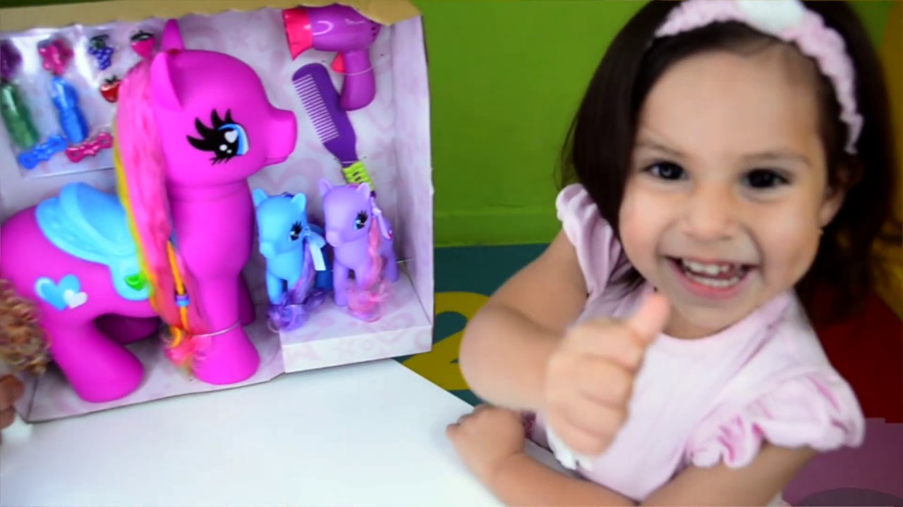 Emma Unboxing Pony Land Toy Horse Family Set - YouTube