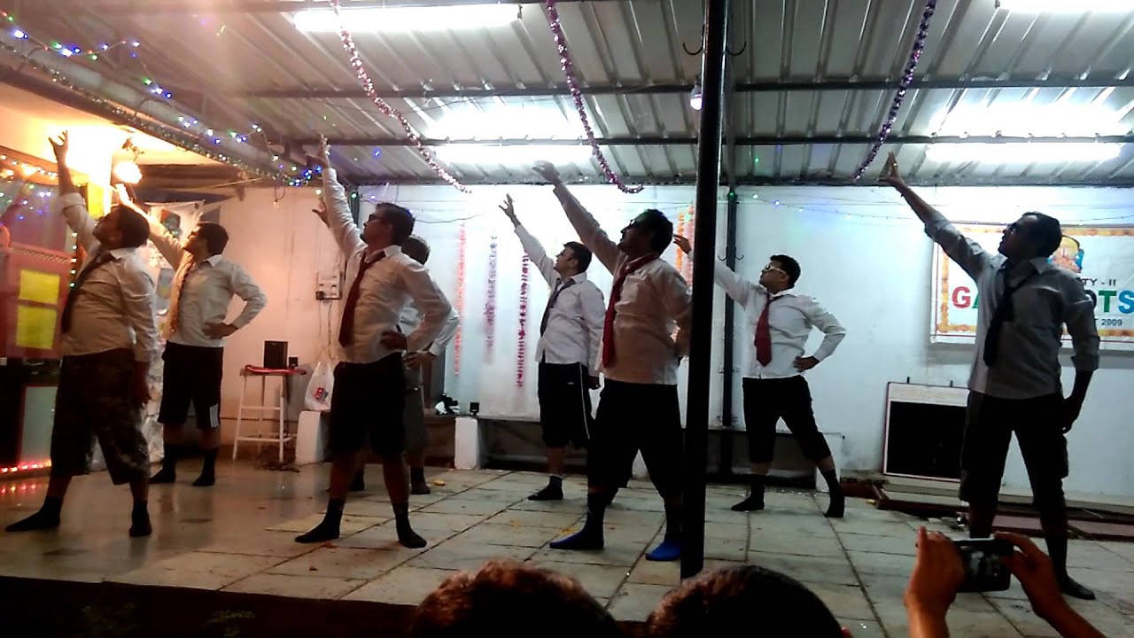 Group dance by Lazy Legs!!! - YouTube