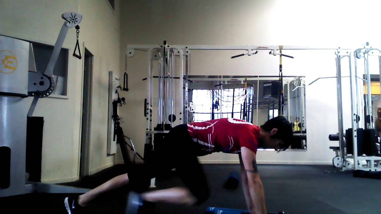 Plank Rows - YouTube
