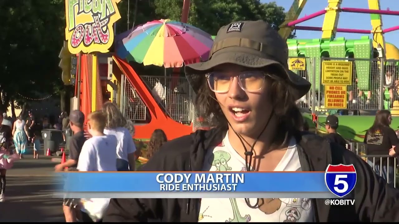 Some of the craziest rides at The Jackson County Fair - YouTube