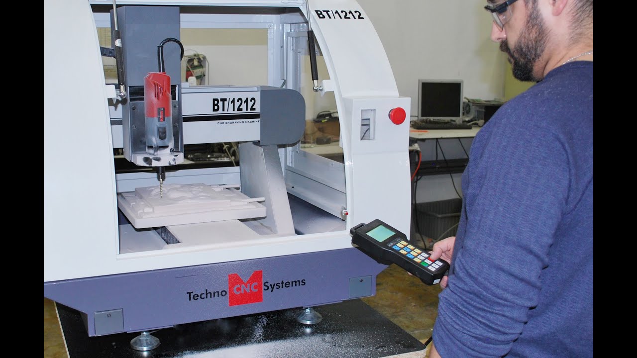 Techno CNC Router - BT1212 Benchtop Carving Foam - 3D Surfacing - YouTube