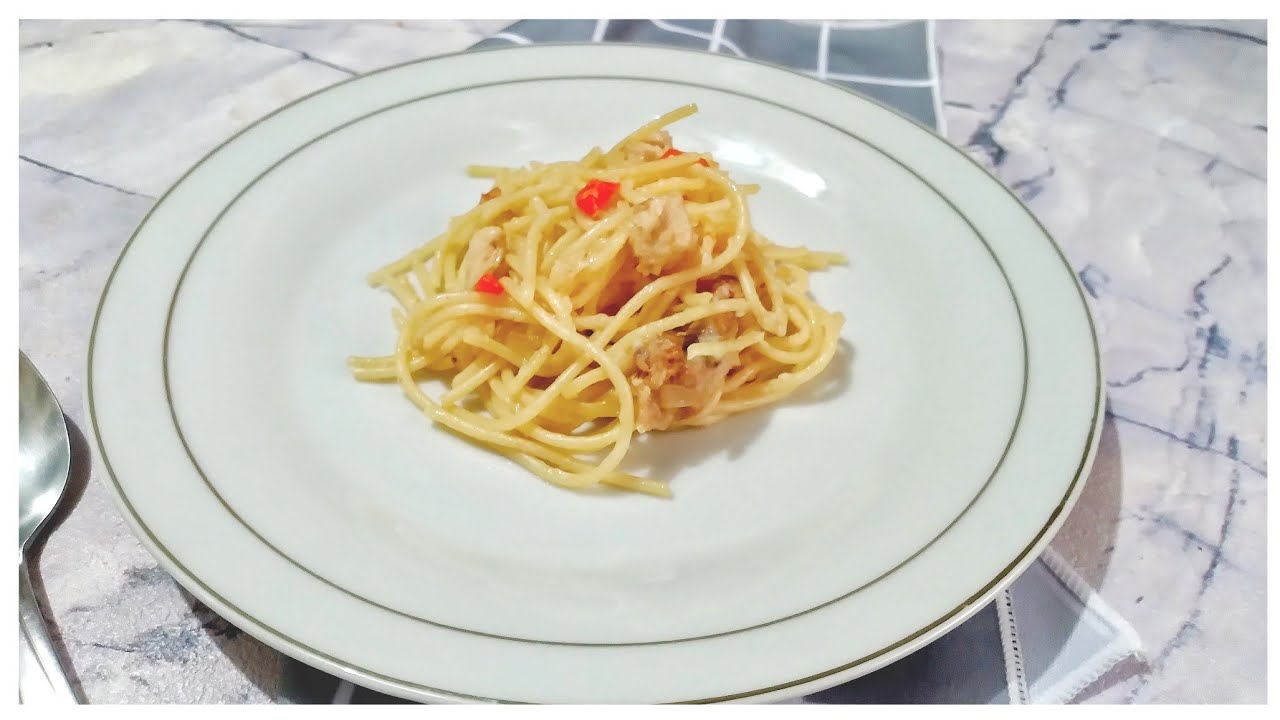 Spaghetti ayam dimasak begini enak - YouTube