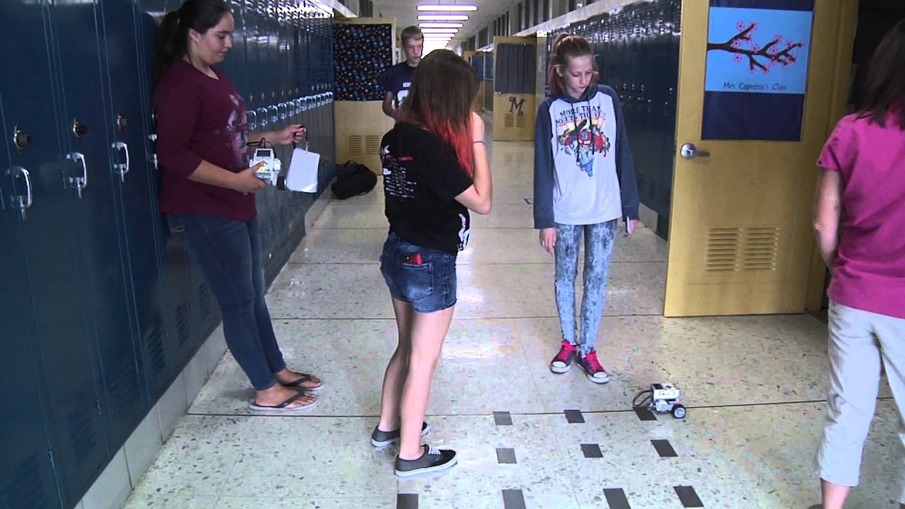 Junior High Robotics Class Powers Into Year 2! - YouTube