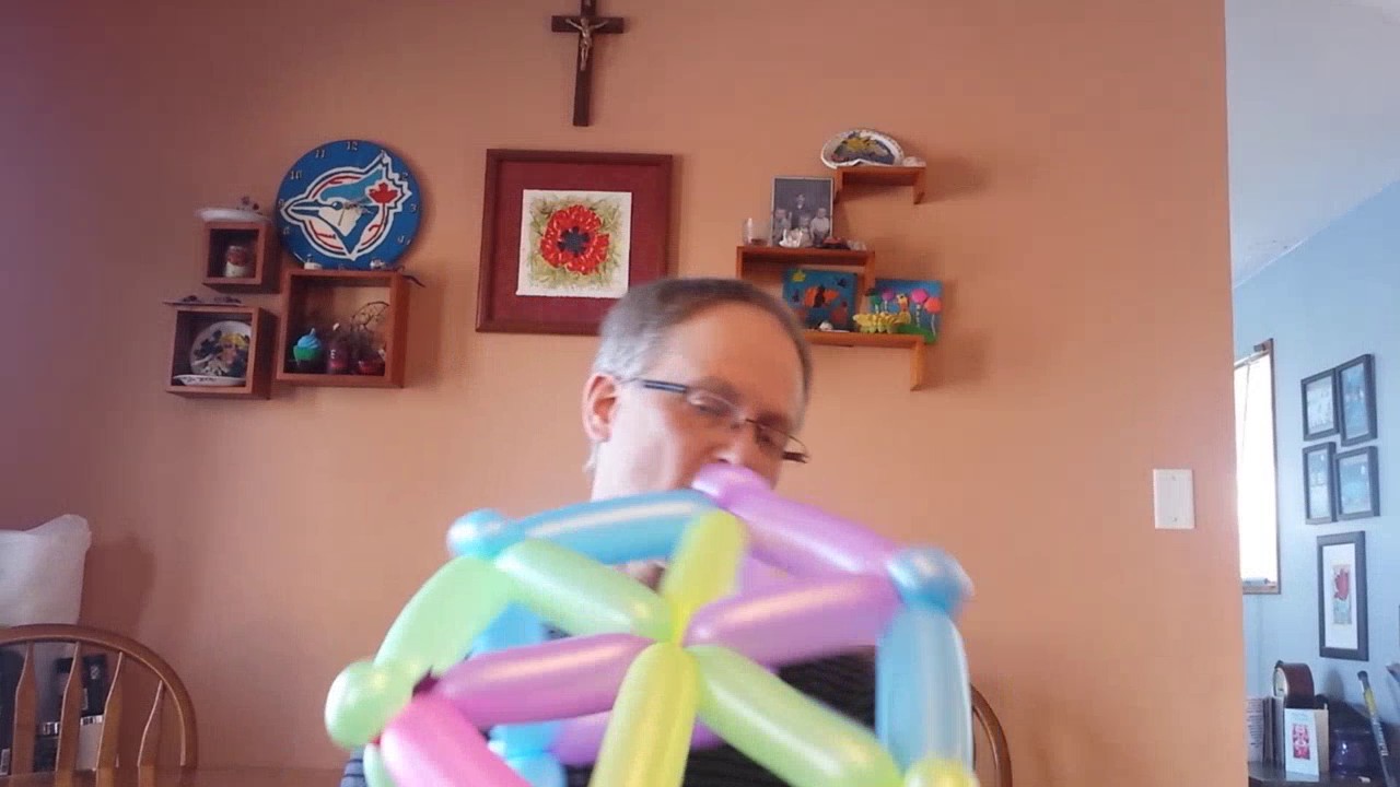 How To Make A Balloon Hat Fit Your Head Properly YouTube how-to-make-a-balloon-hat-fit-your-head-properly-youtube