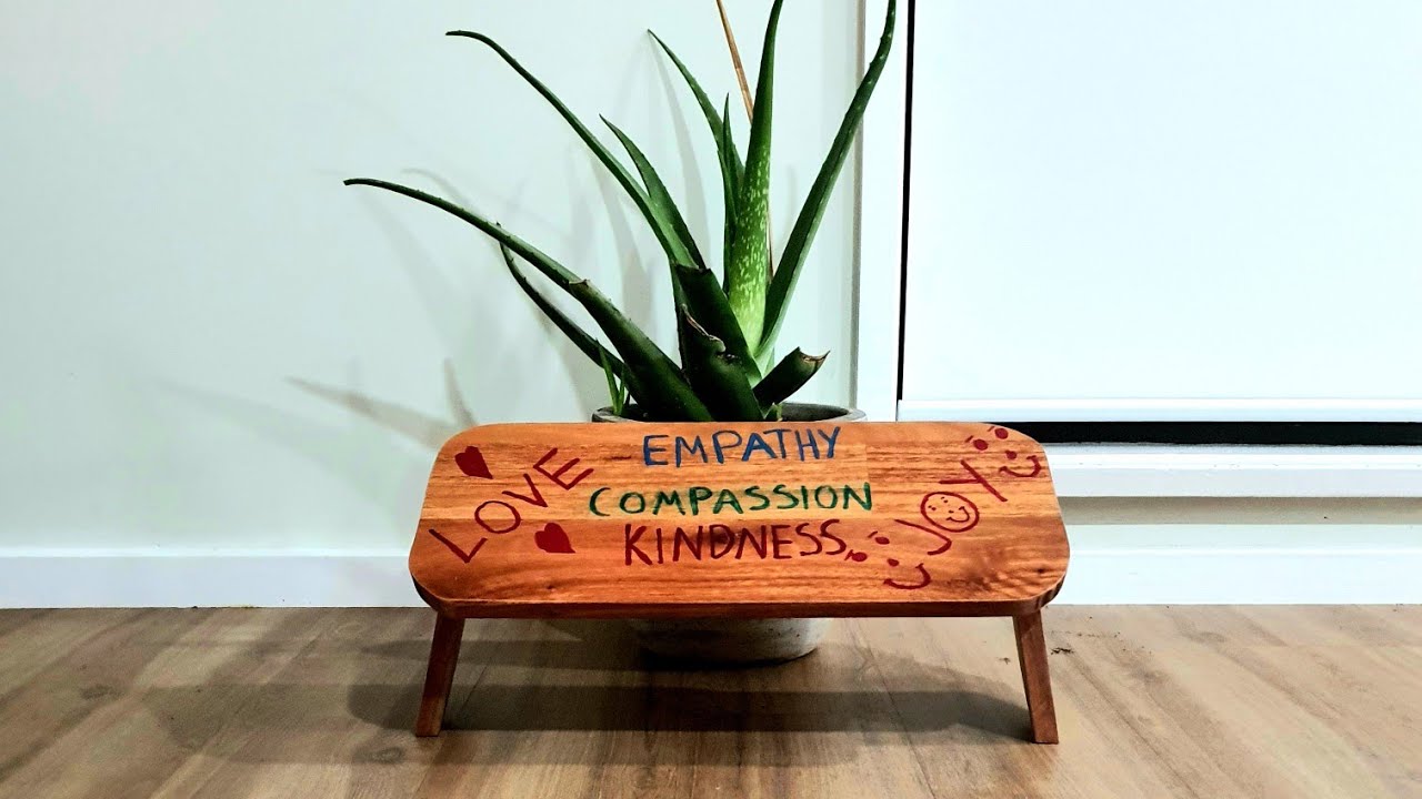 DIY Meditation Bench🧘‍♂️🧘‍♀️ - YouTube