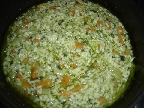 Arroz encebollado - YouTube