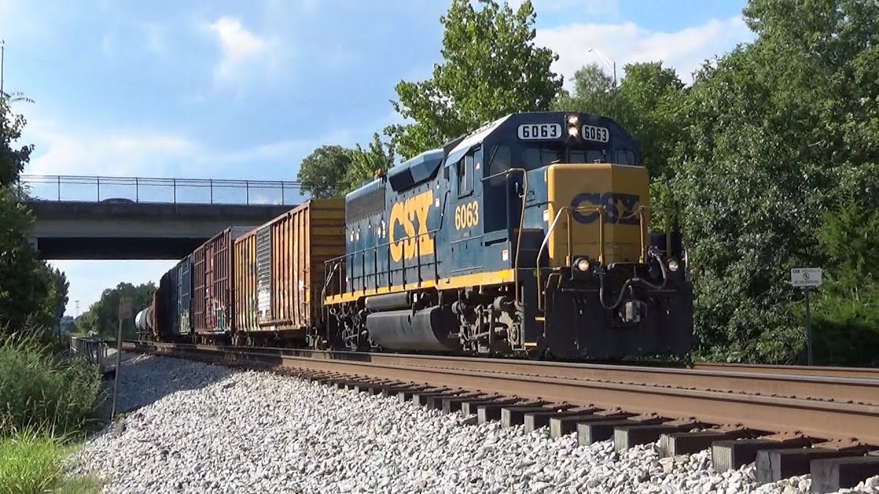 CSX 6063 Leads L444-17 on 8/17/22 - YouTube