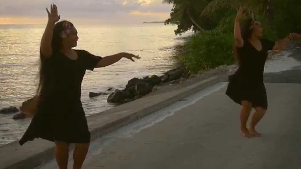 Toku Matua - Litia & Moeli's Dance. - YouTube