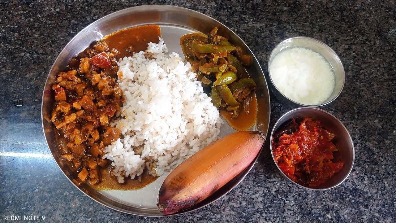 Simple lunch menu / Bitter gourd tamarind gravy /Pagarkai Pulikulambu ...