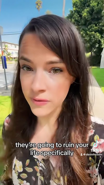 Subtle difference between narcissists and sociopaths - YouTube