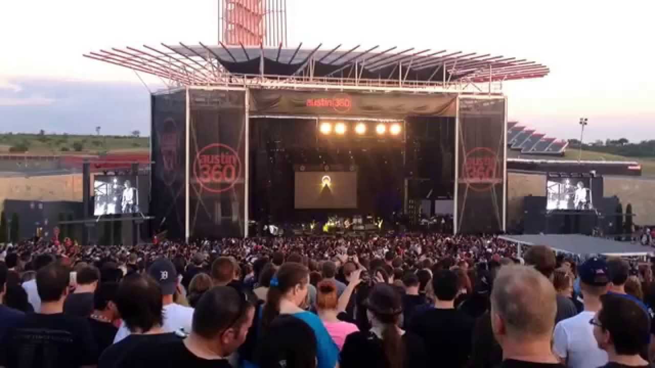Soundgarden - "Spoonman" @ Austin 360 Amphitheater 8/14/14 - YouTube