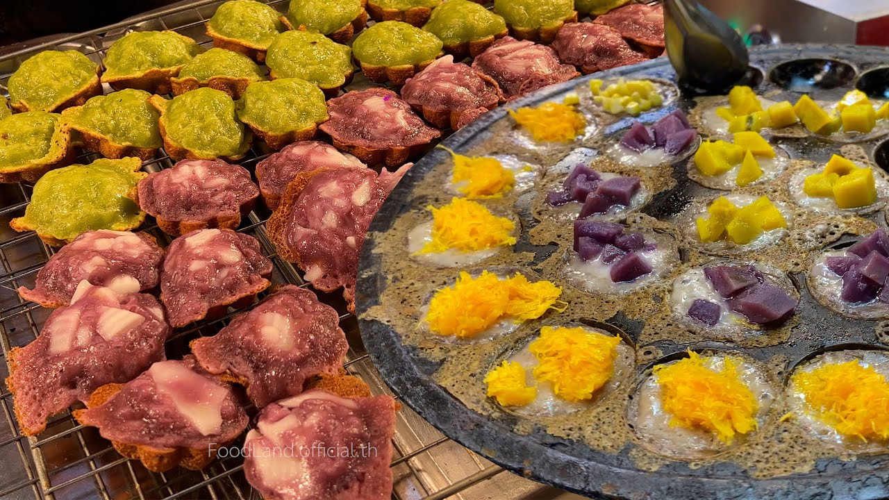 Thai Coconut Pancake or Kanom Krok ขนมครกหลากไส้ - Thailand Street Food ...
