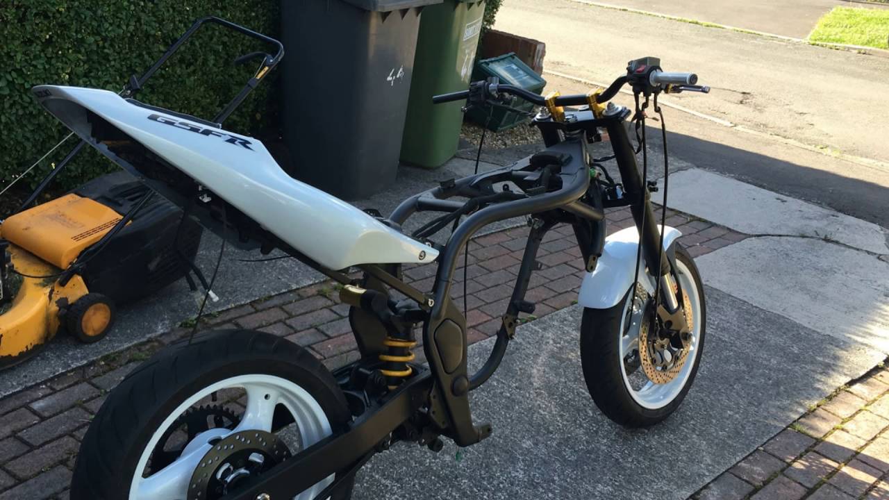 Bandit streetfighter build - YouTube