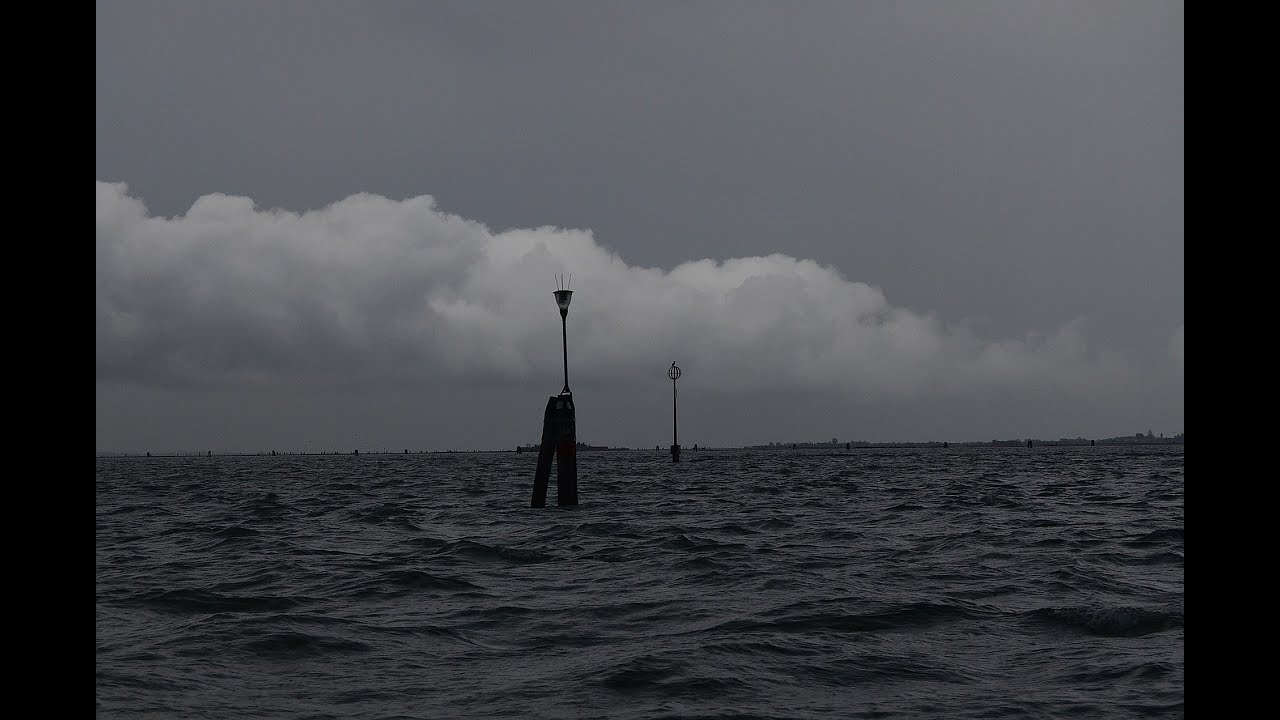 WATER WHITE NOISE| 10 minutes Sounds of waves on the Beach for Studying ...