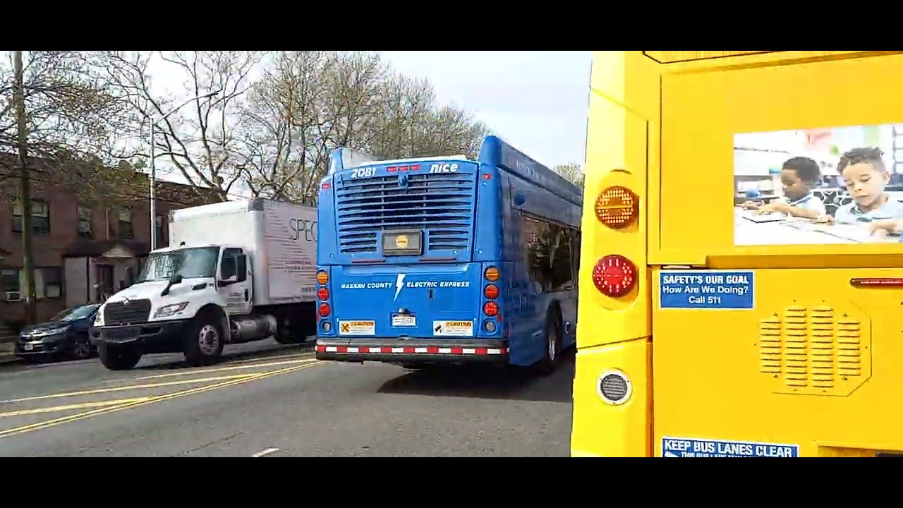 [NICE Bus]: 2023 New Flyer XE40 #2081 on the N22 passing by Hillside ...