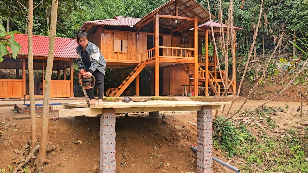Full Video: The process of building a wooden house, building pillars ...