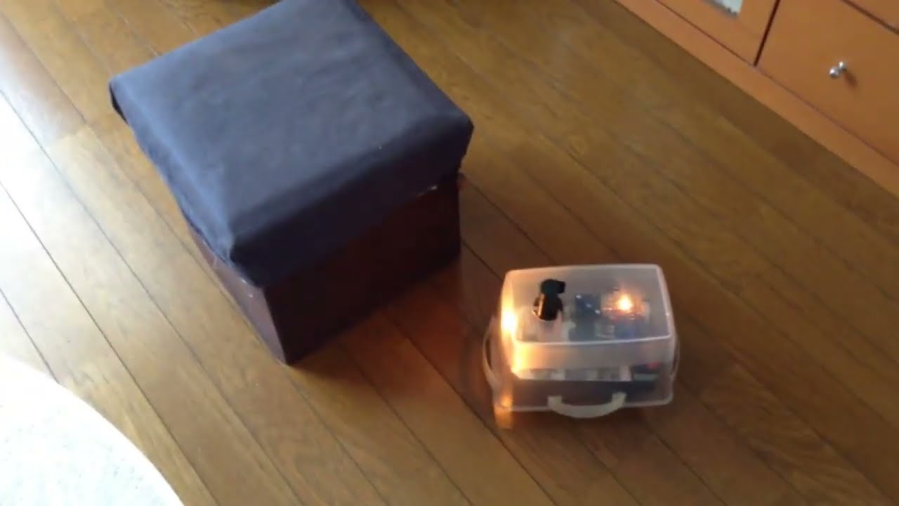 A replica of ELSIE, a robot turtle made by Gray Walter in 1948 - YouTube