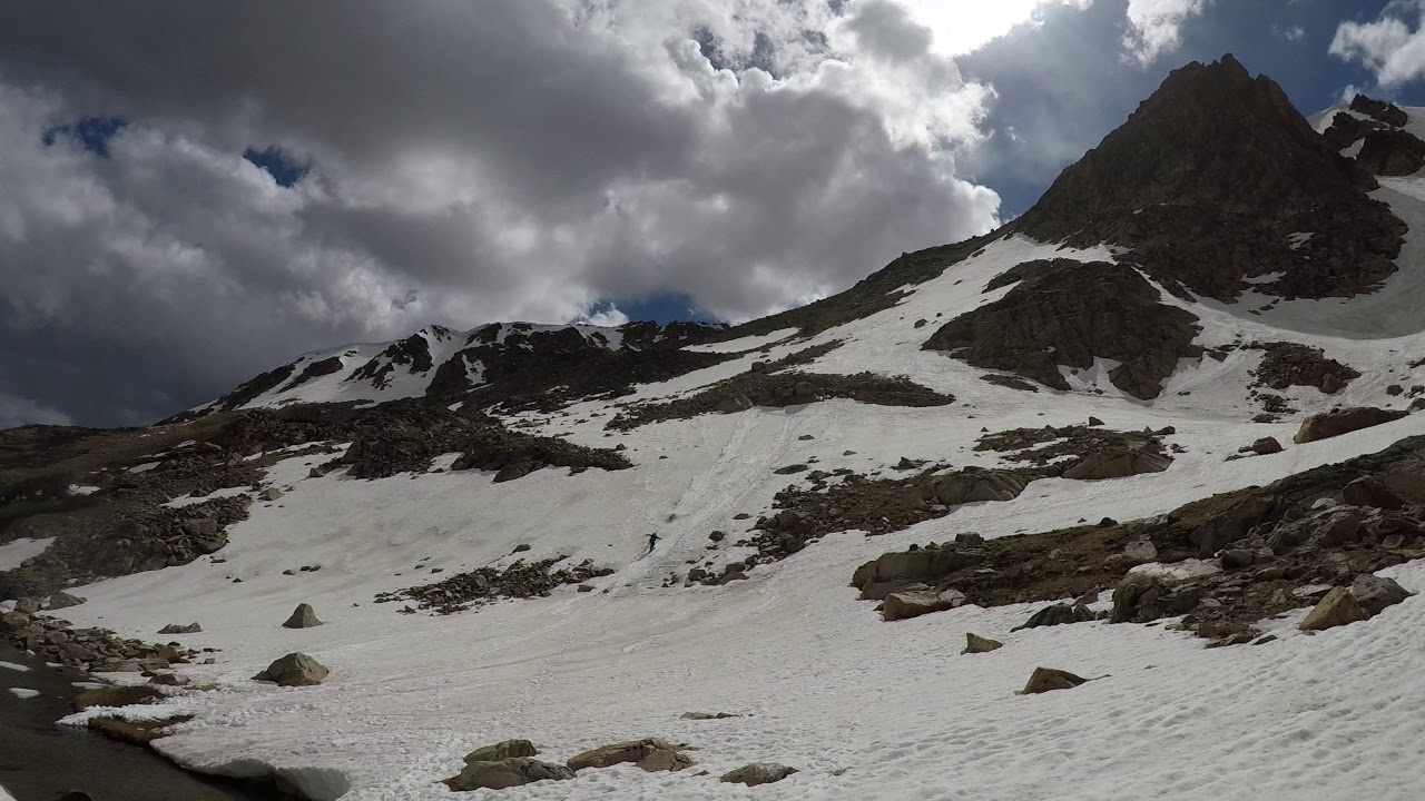 Derek pond skimming - YouTube