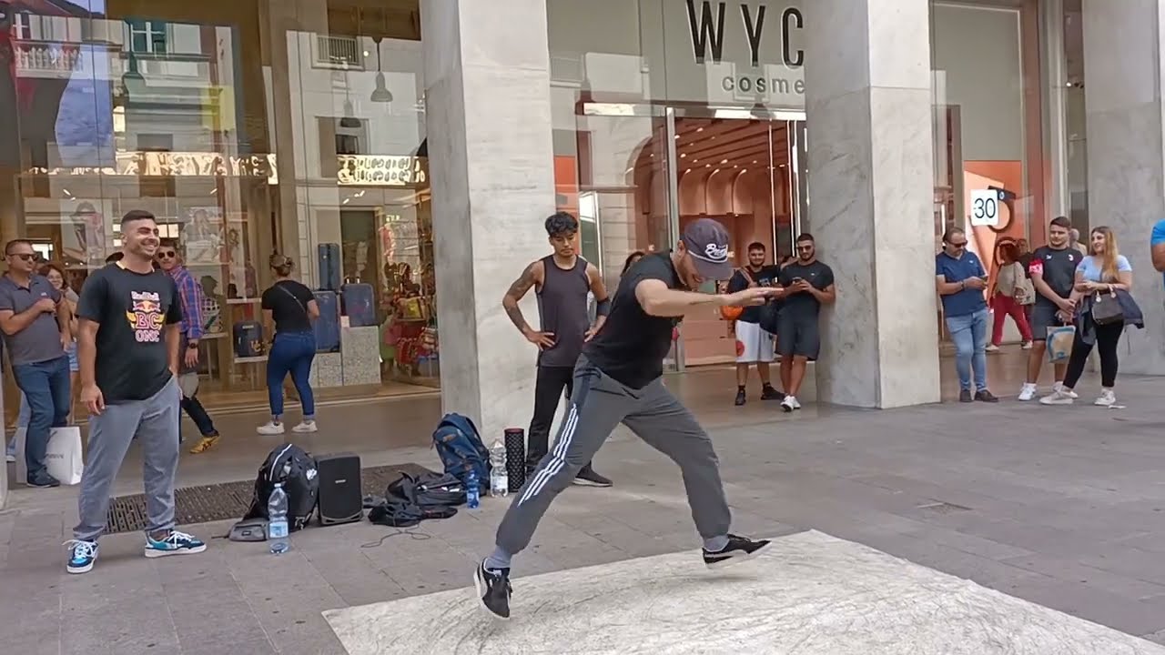 MILAN DANCE TRIO #AldoMixTv #milanitaly - YouTube