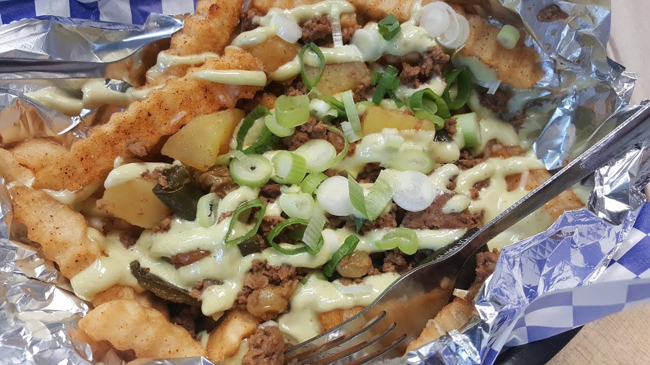 Spotted Monkey Fully Loaded Da Funky Monkey Fries - Wreckless Eating In ...