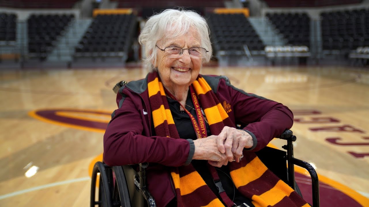 At 103, Sister Jean publishes memoir of faith and basketball - YouTube