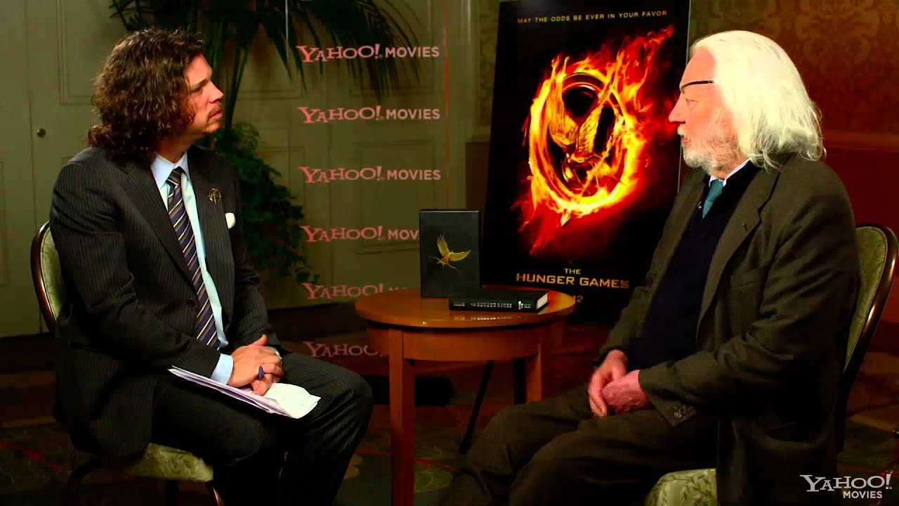 The Hunger Games Interview and Fans questions - YouTube