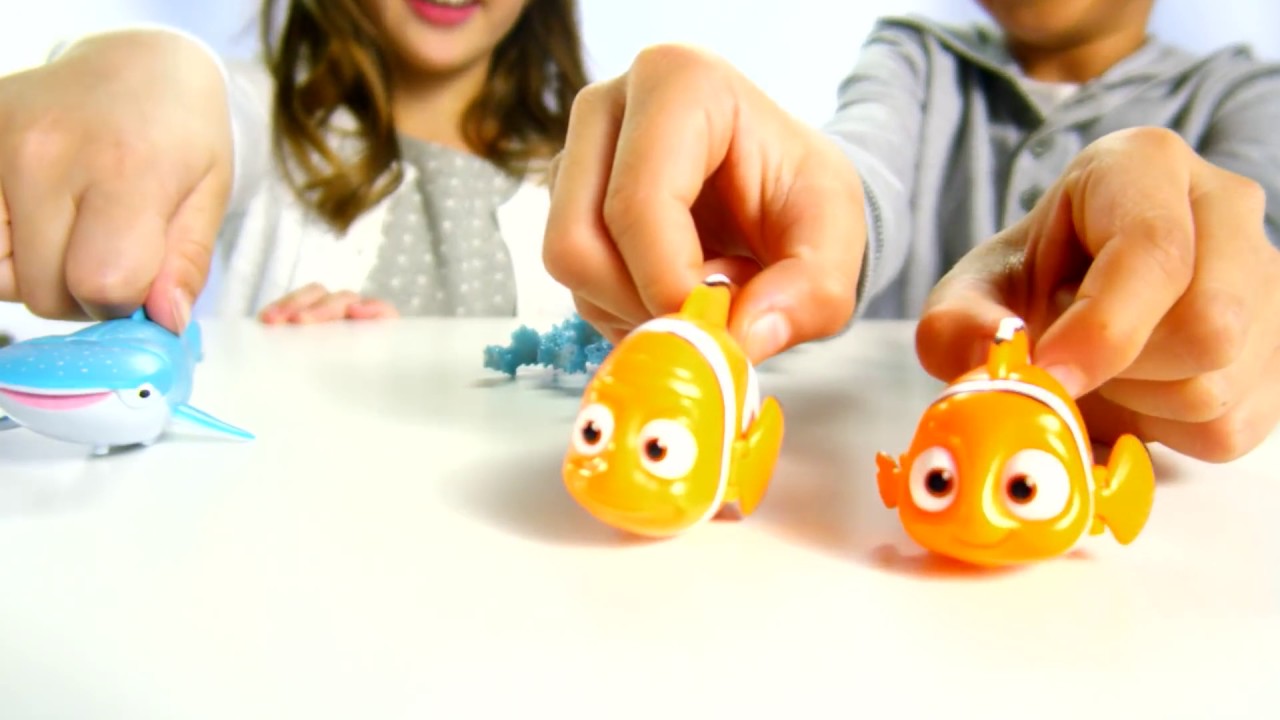 Finding Dory Swigglefish - YouTube