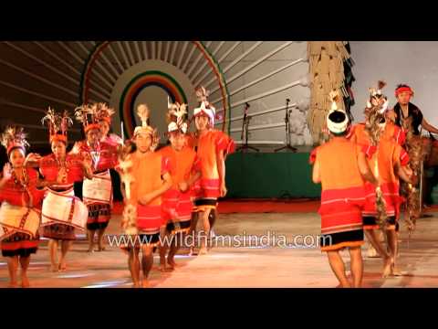 Tarao tribal dance \