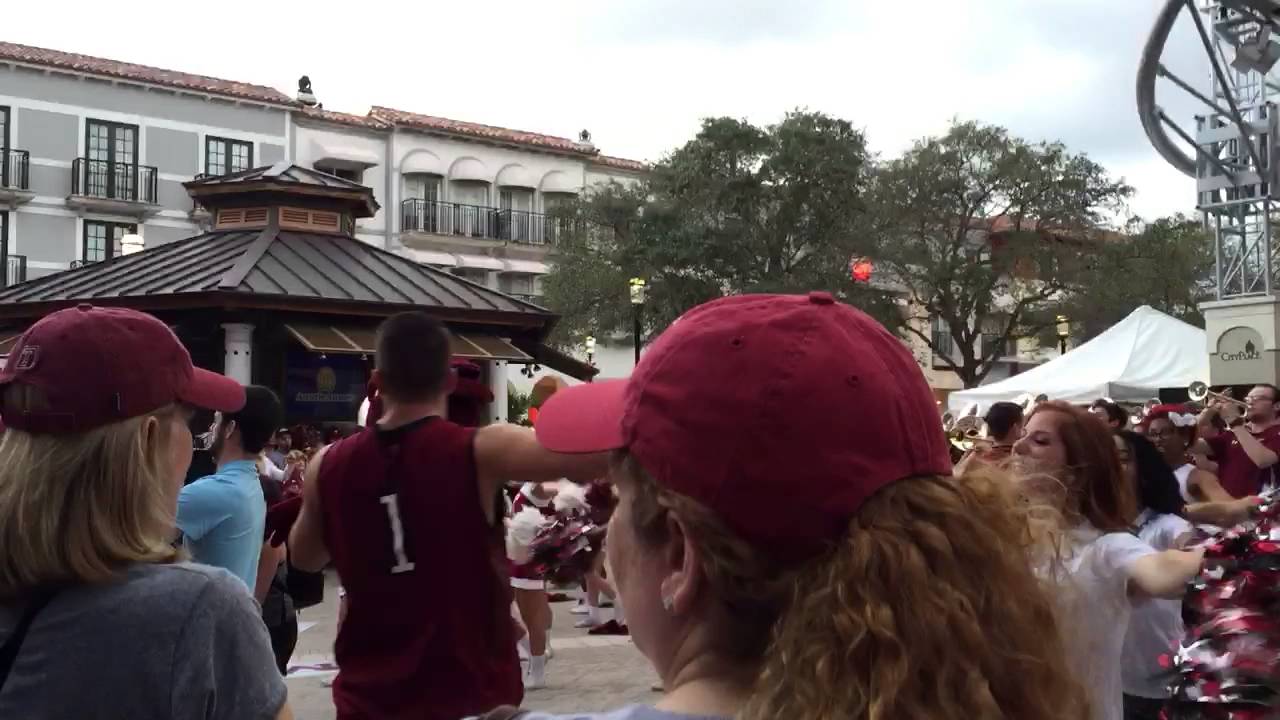 Temple Fight Song Pep Rally Boca Bowl - YouTube