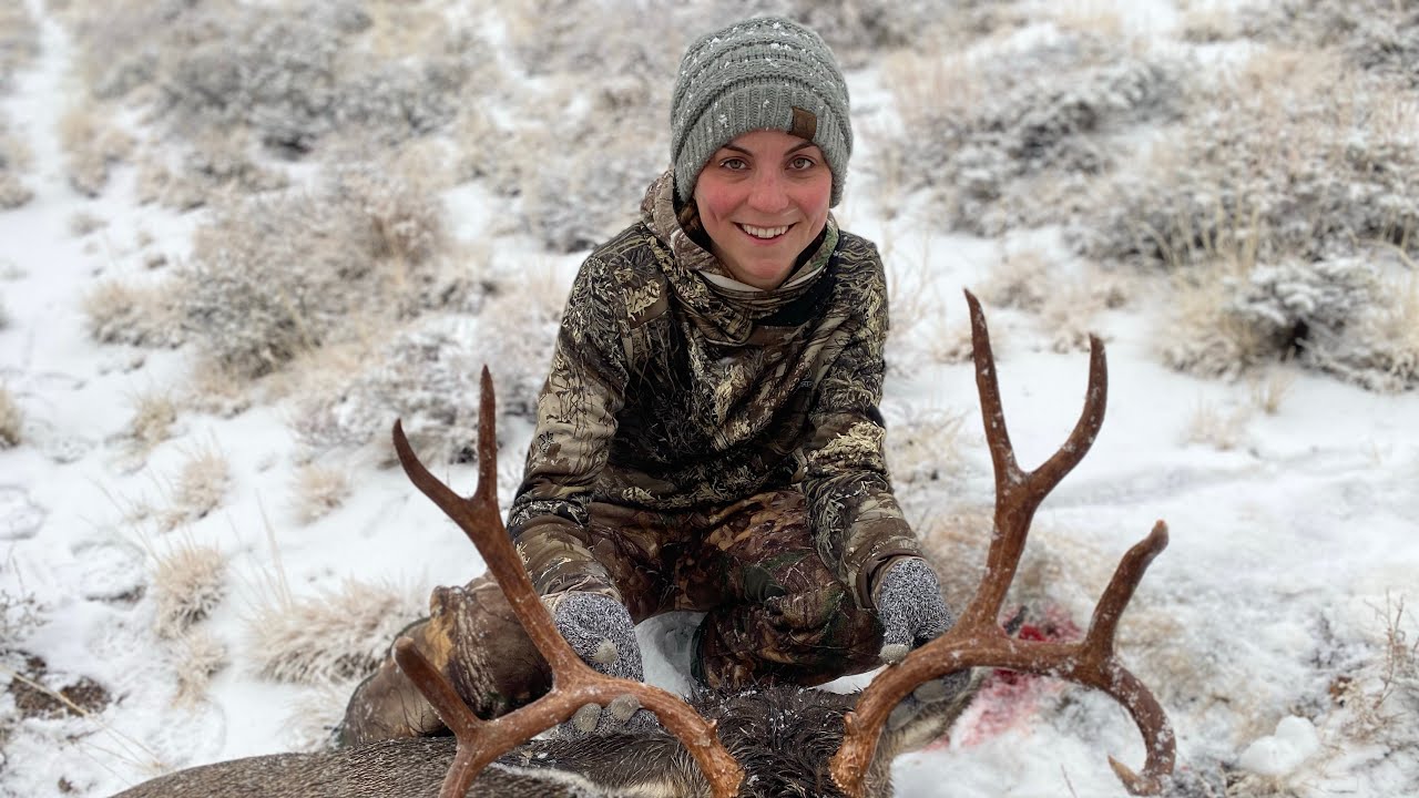 Late Season Nevada Mule Deer Hunt . Girls hunt too! 😉 2022 - YouTube