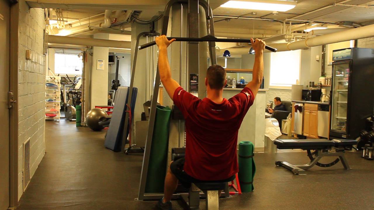 Lat Pulldown iso 2 - YouTube