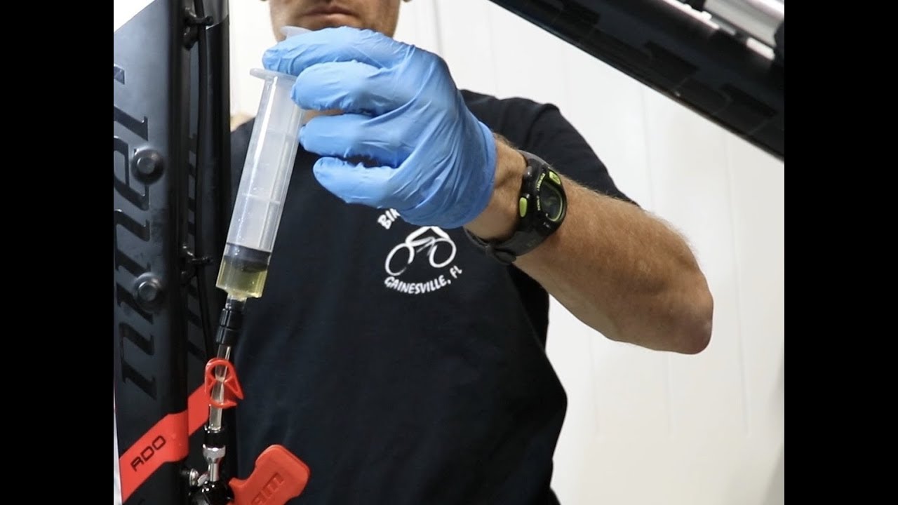 How to Bleed SRAM Hydraulic Road Brakes - YouTube