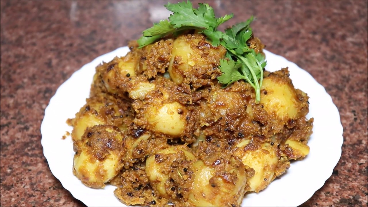 बेसन वाले चटपटे दम आलू , Baby Potato Dum Aloo Recipe, Kashmiri, Punjabi ...