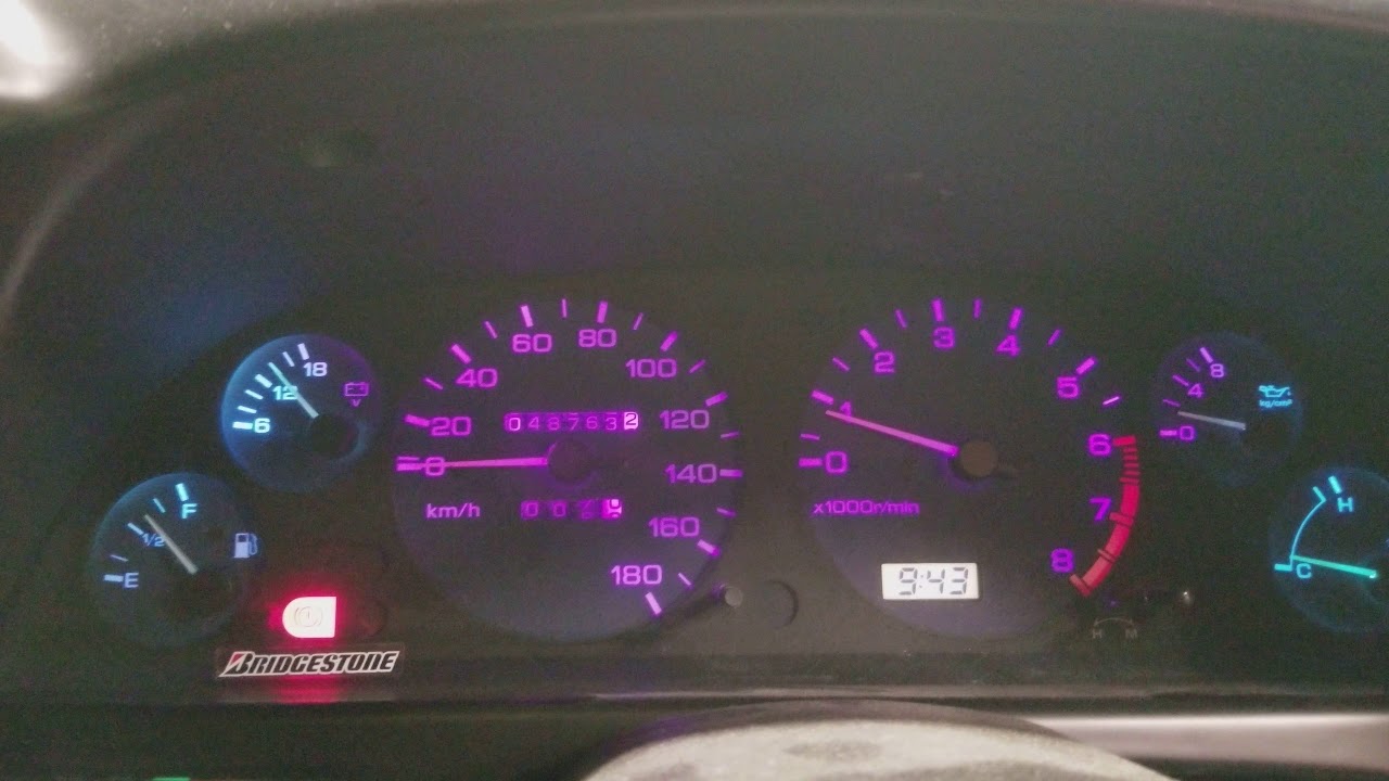 RB20E HR32-040295 start up - YouTube