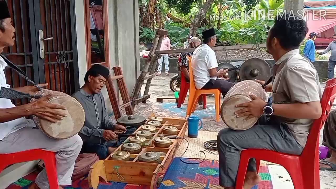 Calempong Gunuang Sahilan .TOP - YouTube