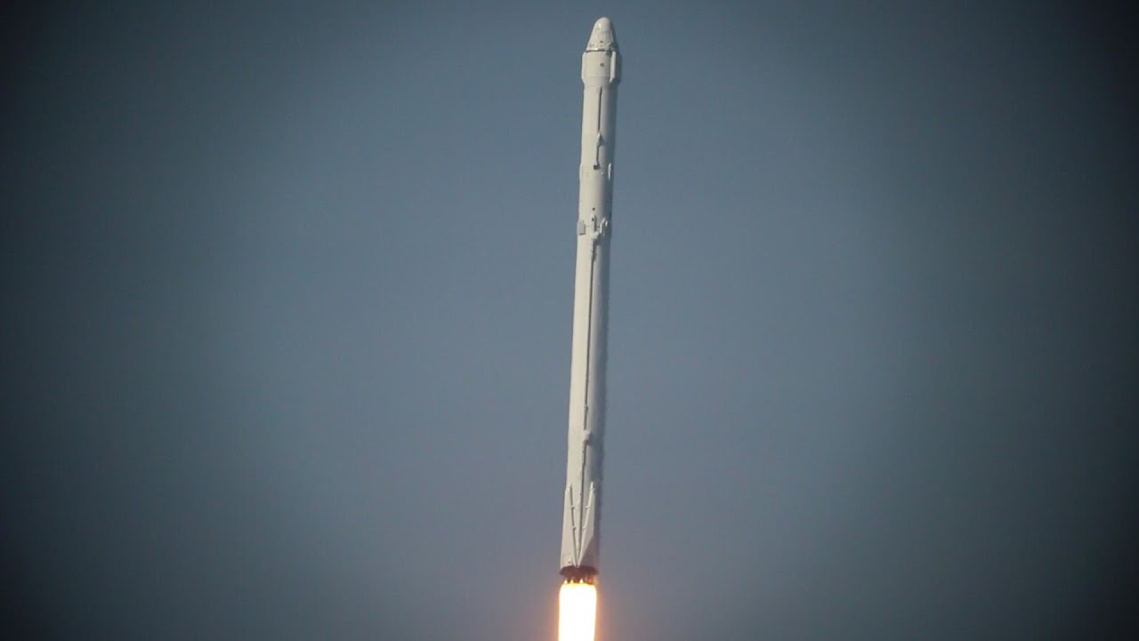 SpaceX CRS-8 Launch from the NASA Social - YouTube