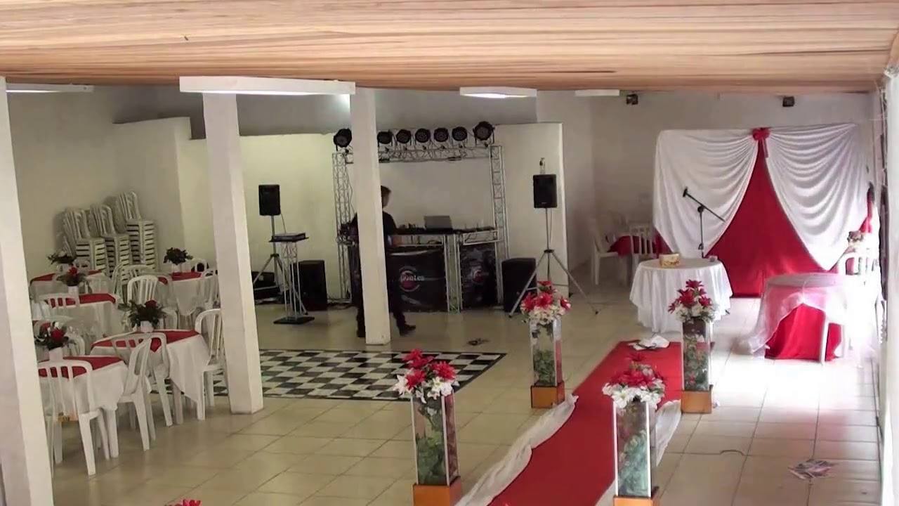 Montagem de BOS TRUSS para DJ, baner gigante, telões, retrospectivas ...