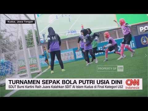 Turnamen Sepak Bola Putri Usia Dini - YouTube